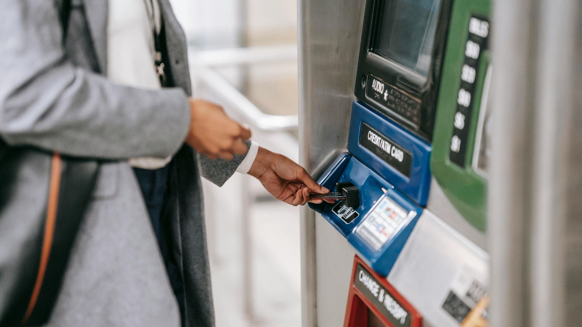 Comparing Public Transport Fare Systems: Tap-In Tap-Out vs. EMV vs ...